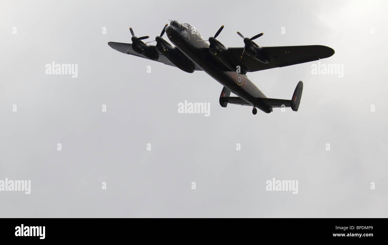 Avro Lancaster Heavy Bomber Ghost of the Ruhr - Lanc Lankie - PA474 HW ...