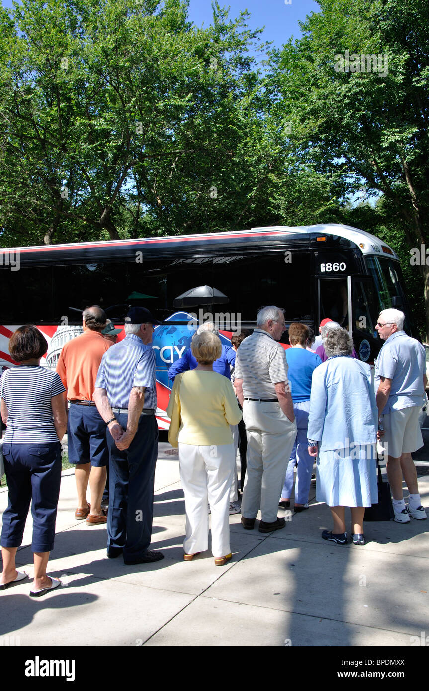 Tour bus, Washington DC, USA Stock Photo - Alamy