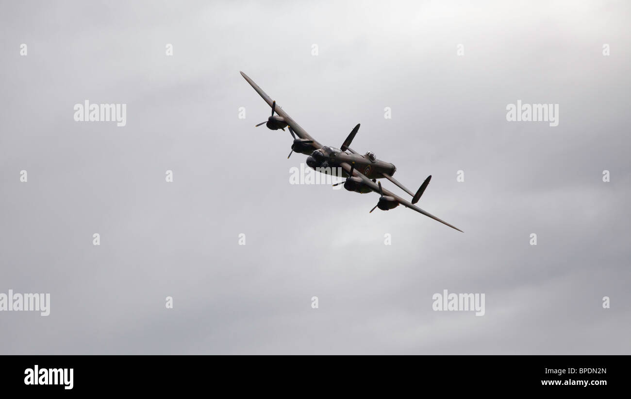 Avro Lancaster Heavy Bomber Ghost of the Ruhr - Lanc Lankie - PA474 HW ...