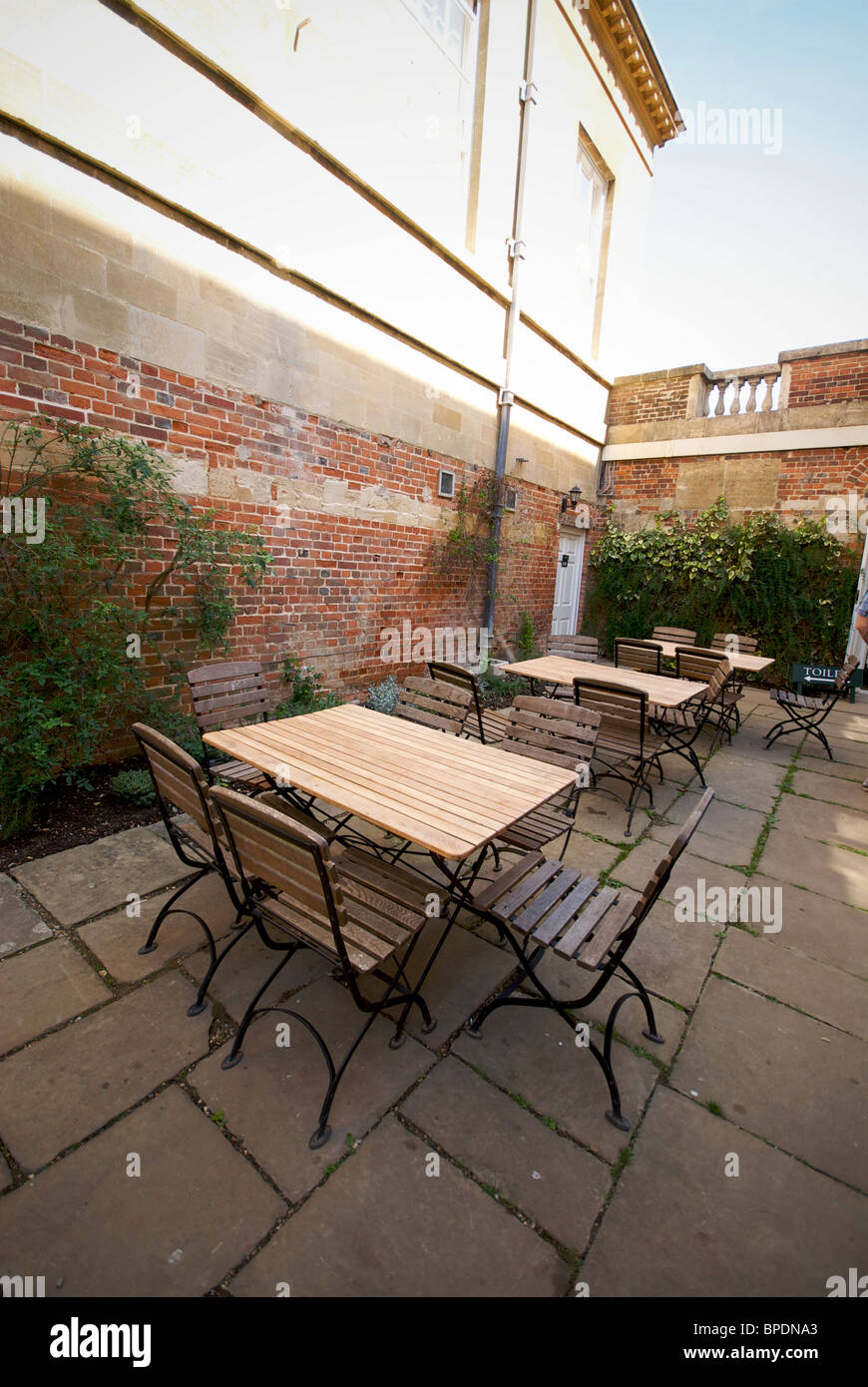 Lord and lady iliffe hi-res stock photography and images - Alamy