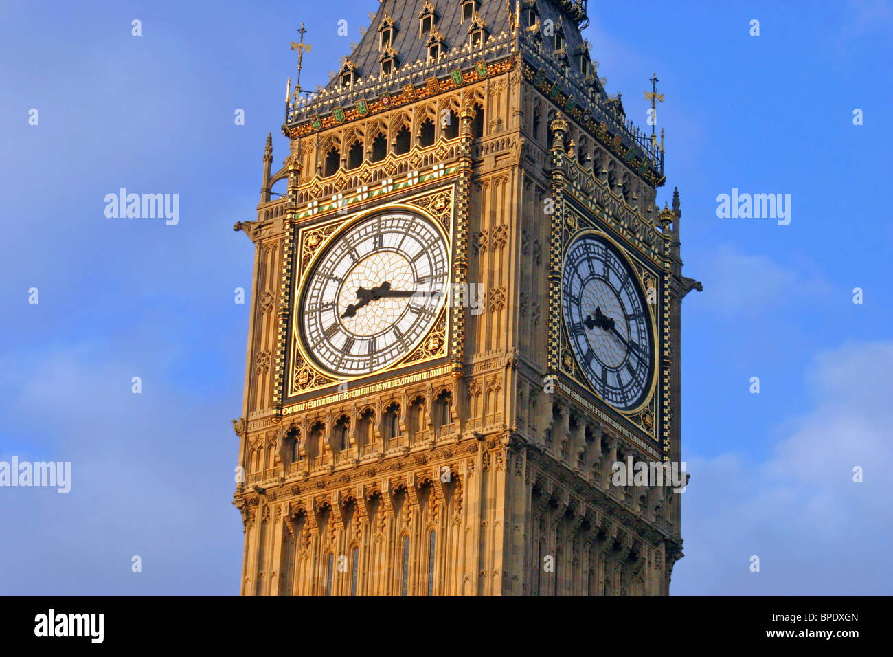 Worlds largest four faced chiming clock hi-res stock photography and ...