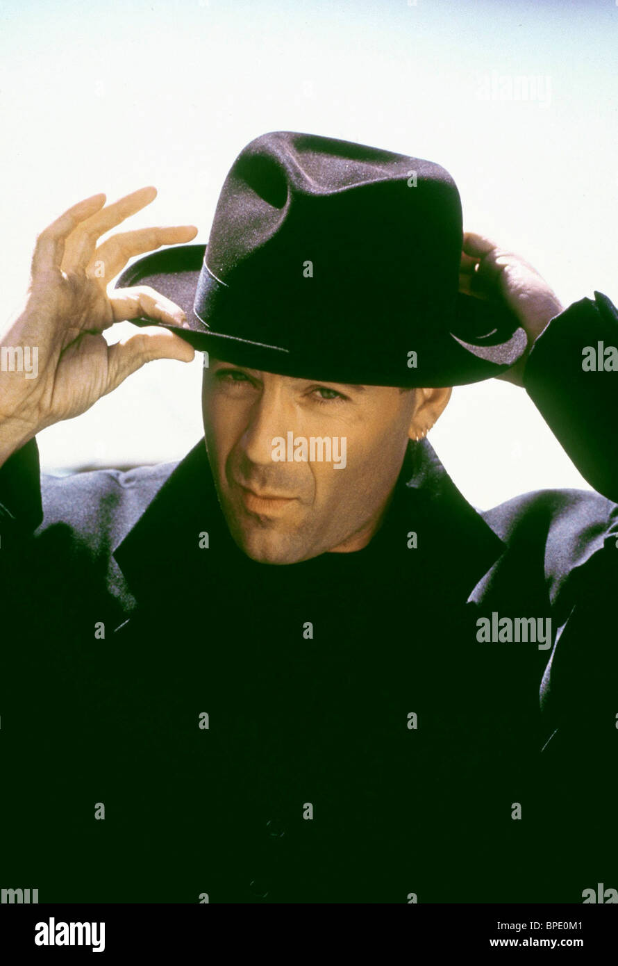 Hudson Hawk 1991 Bruce Willis High Resolution Stock Photography and ...