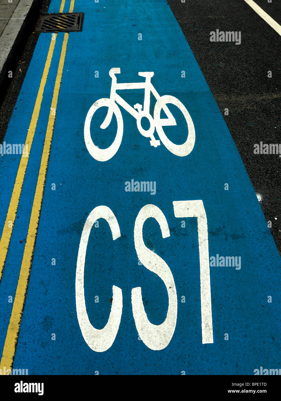 Super highway cycle hi-res stock photography and images - Alamy
