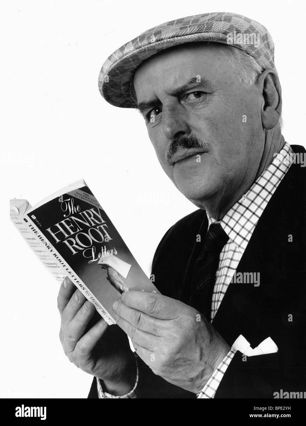 George Cole Actor Black and White Stock Photos & Images - Alamy