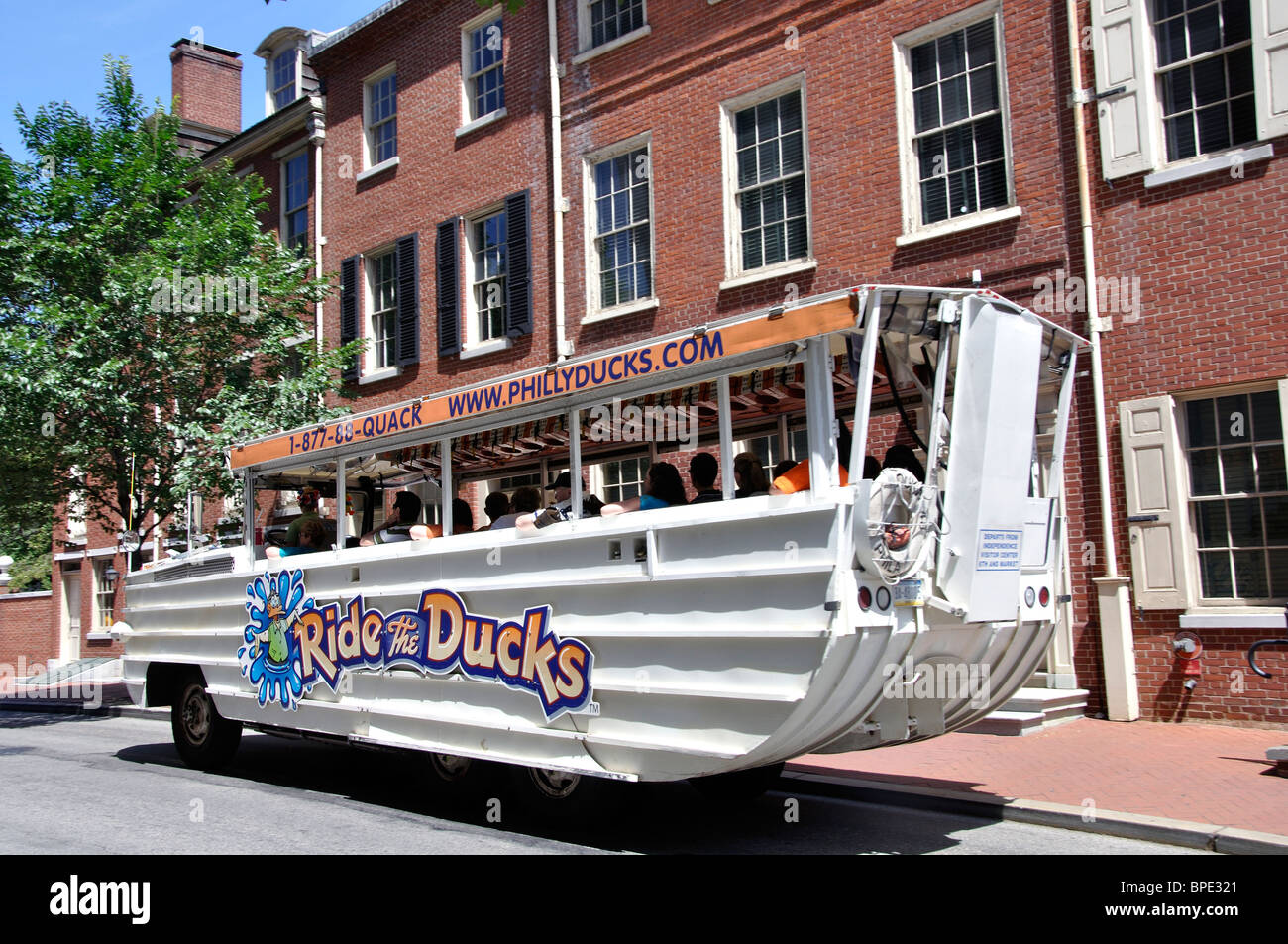 Ride the Ducks tour, Philadelphia, Pennsylvania, USA Stock Photo - Alamy