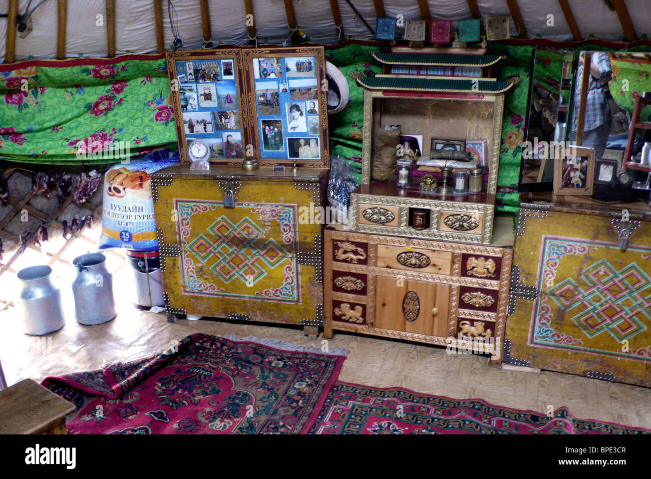 Traditional house, Ger, Mongolia Stock Photo - Alamy