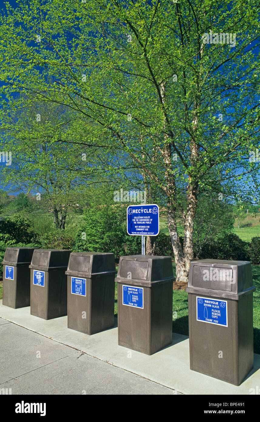 Community Recycling Bins Stock Photos & Community Recycling Bins Stock ...