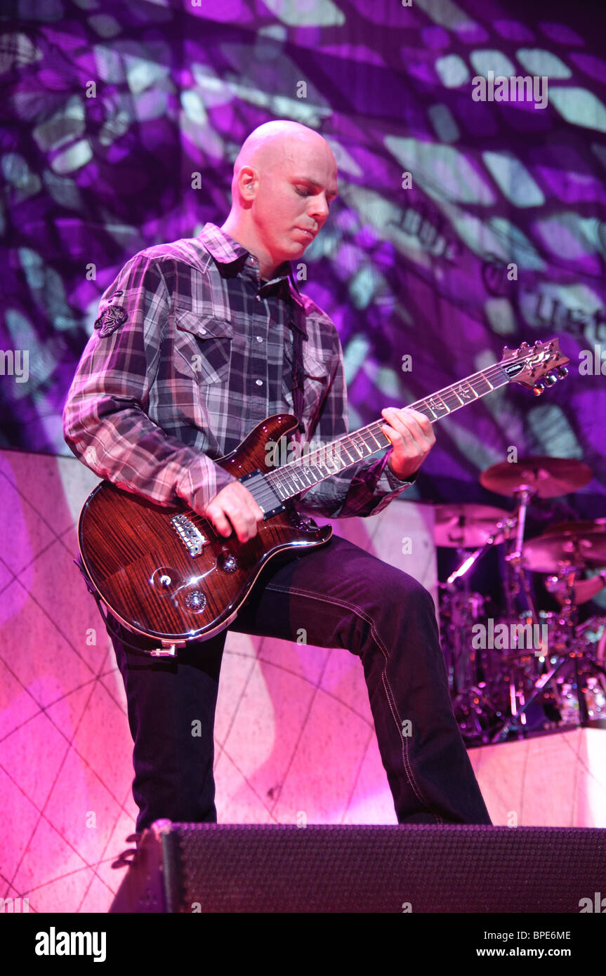 Josh rand guitar hi-res stock photography and images - Alamy