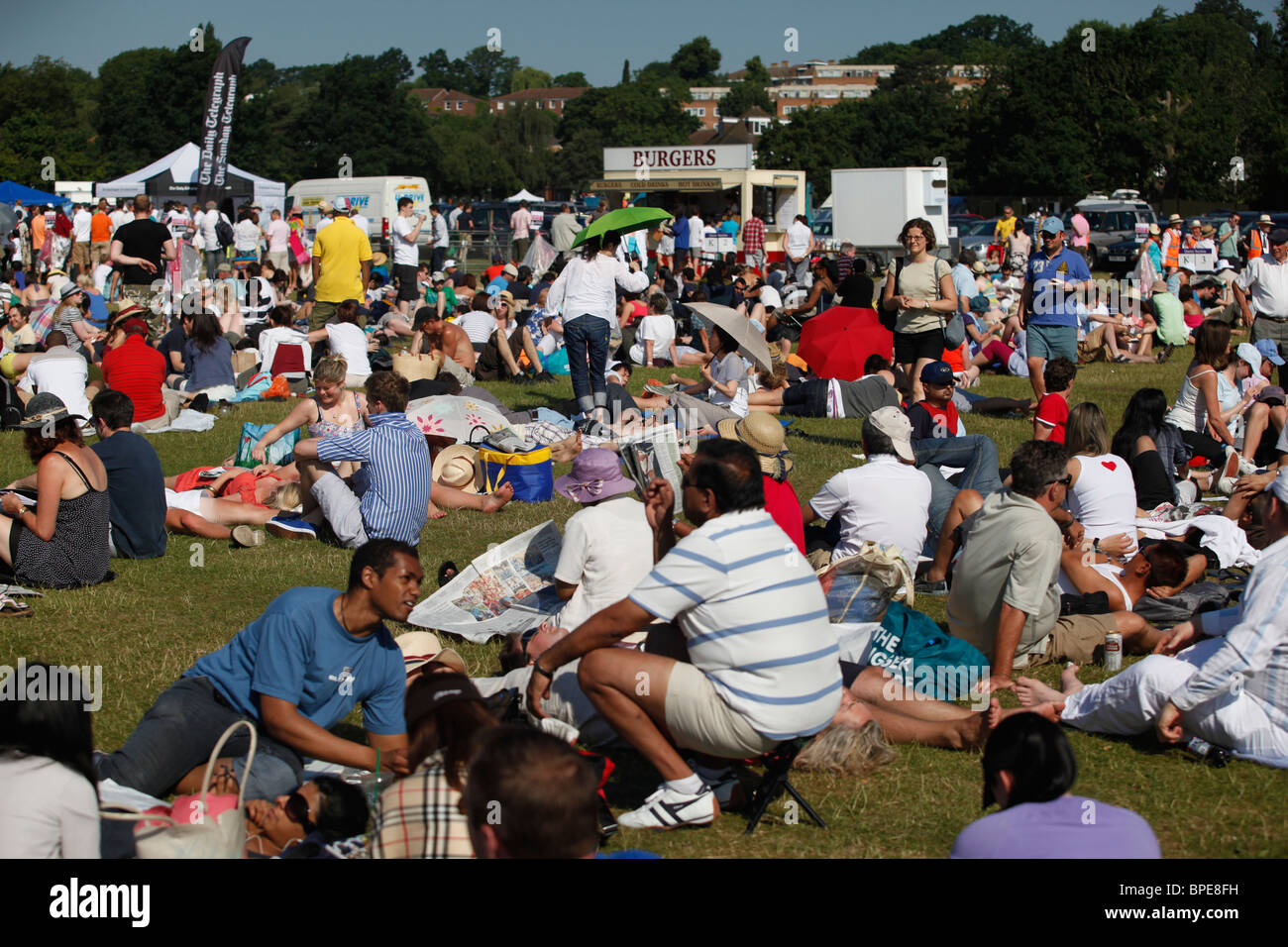 People queueing to get tickets for Wimbledon Championships 2010 Stock ...