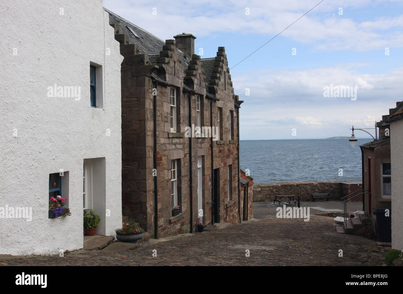 Crail street scene hi-res stock photography and images - Alamy