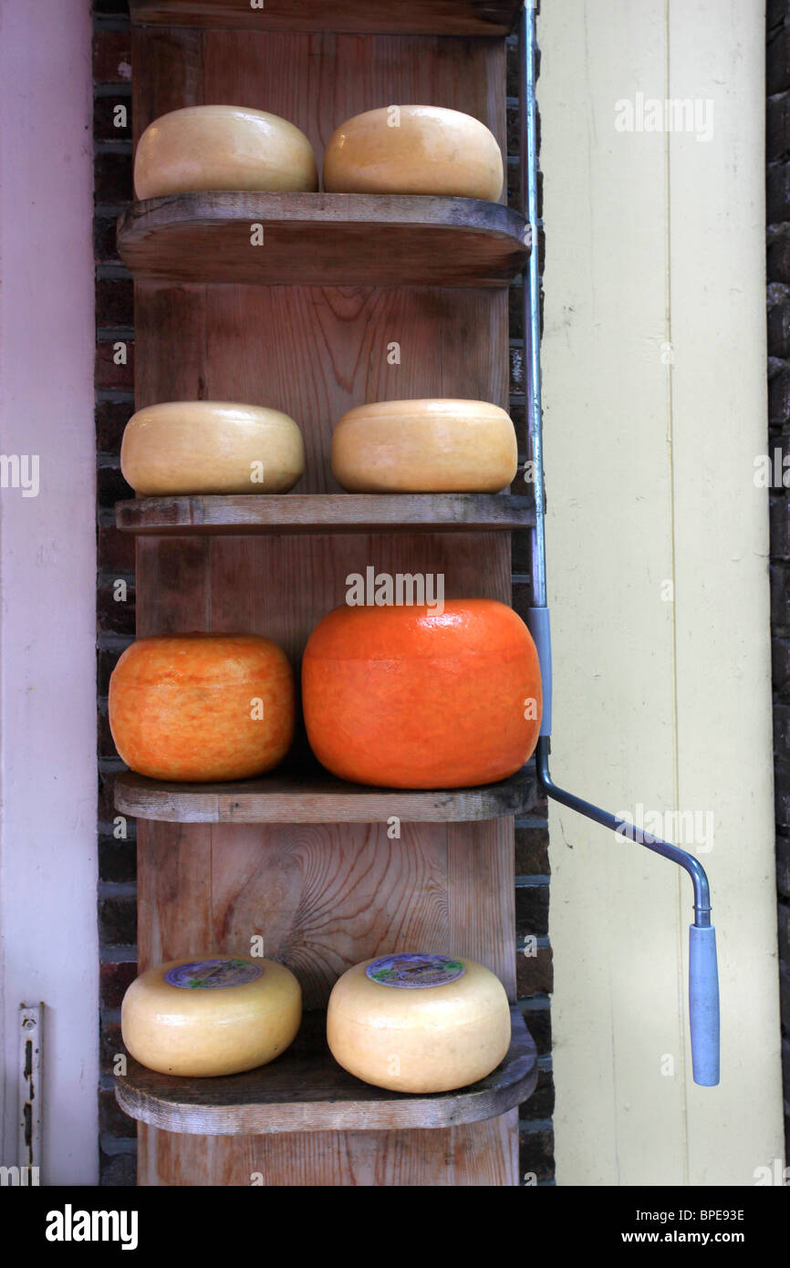 Traditional edam cheese hi-res stock photography and images - Alamy