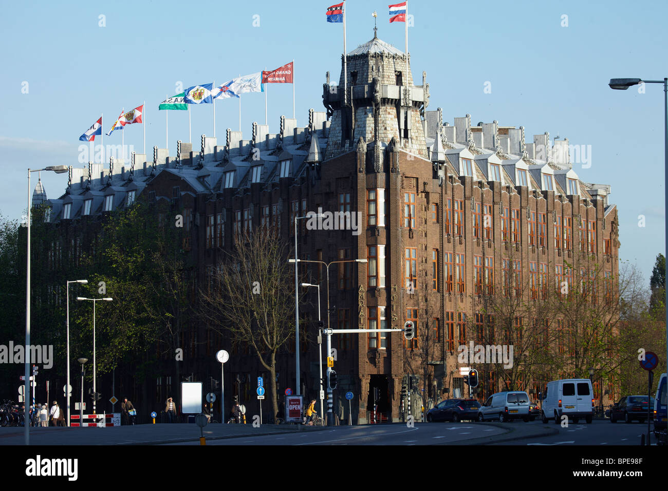 Amsterdam scheepvaarthuis shipping house hi-res stock photography and ...