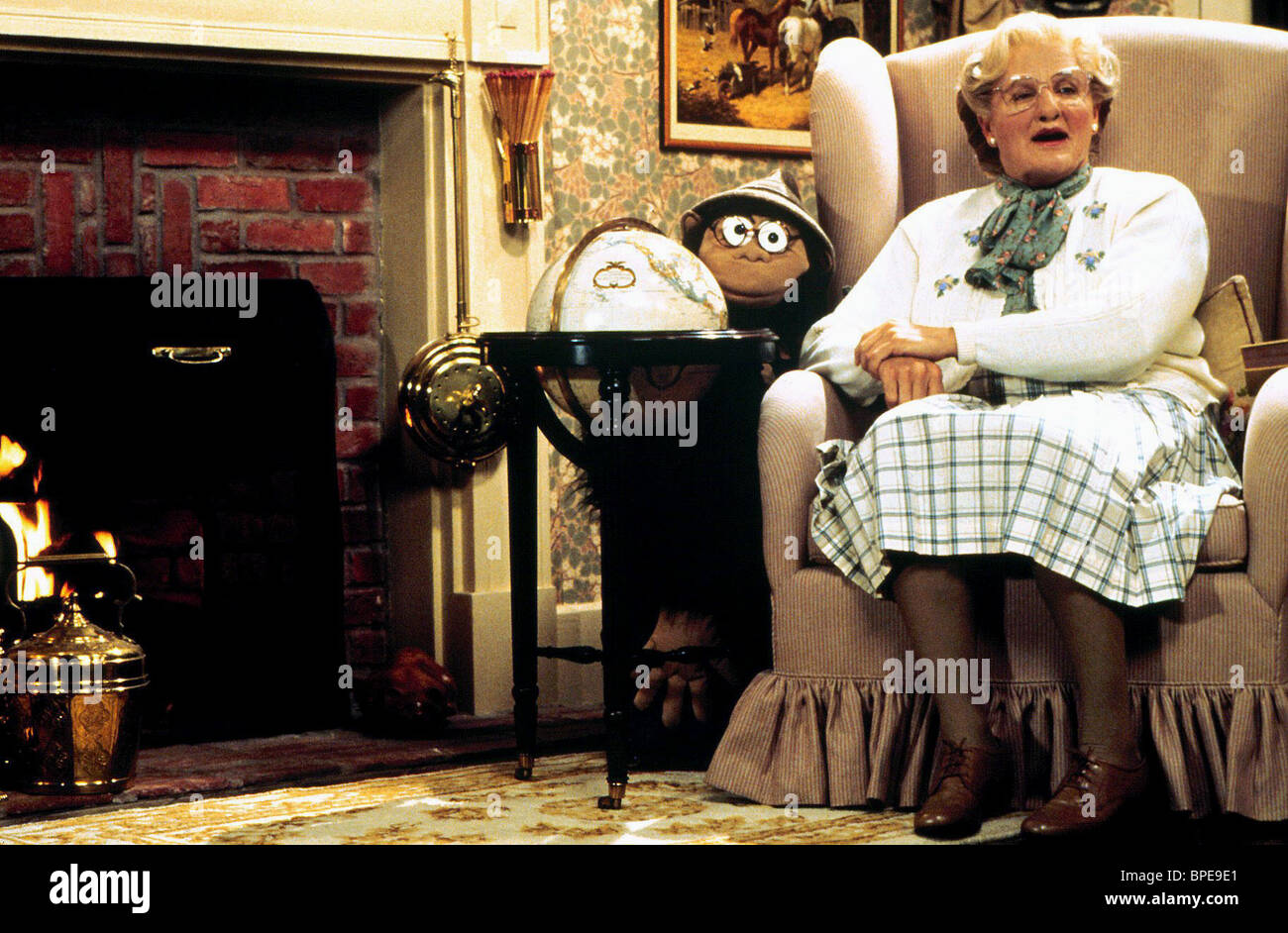 1993 Film Title Mrs Doubtfire High Resolution Stock Photography and ...