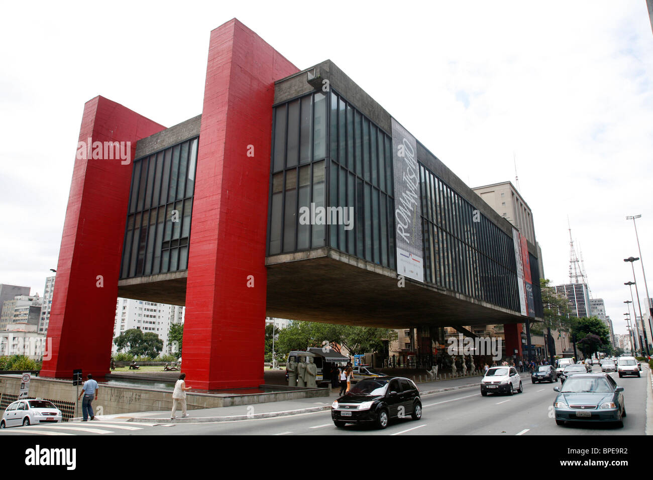 Museu de Arte de Sao Paulo (MASP) on Avenida Paulista, Sao Paulo ...