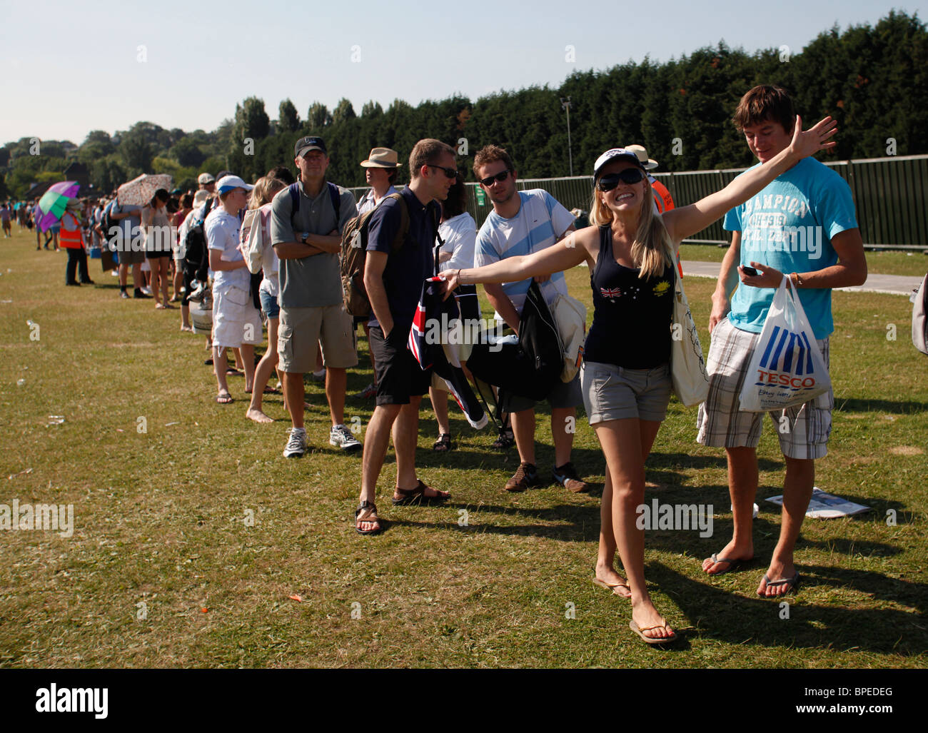 People queueing to get tickets for Wimbledon Championships 2010 Stock ...
