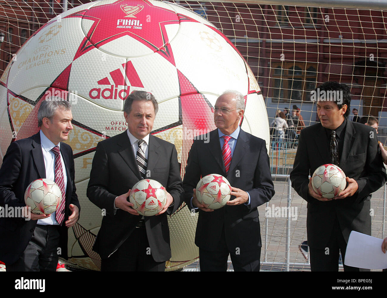 Uefa Cup Handover High Resolution Stock Photography and Images - Alamy