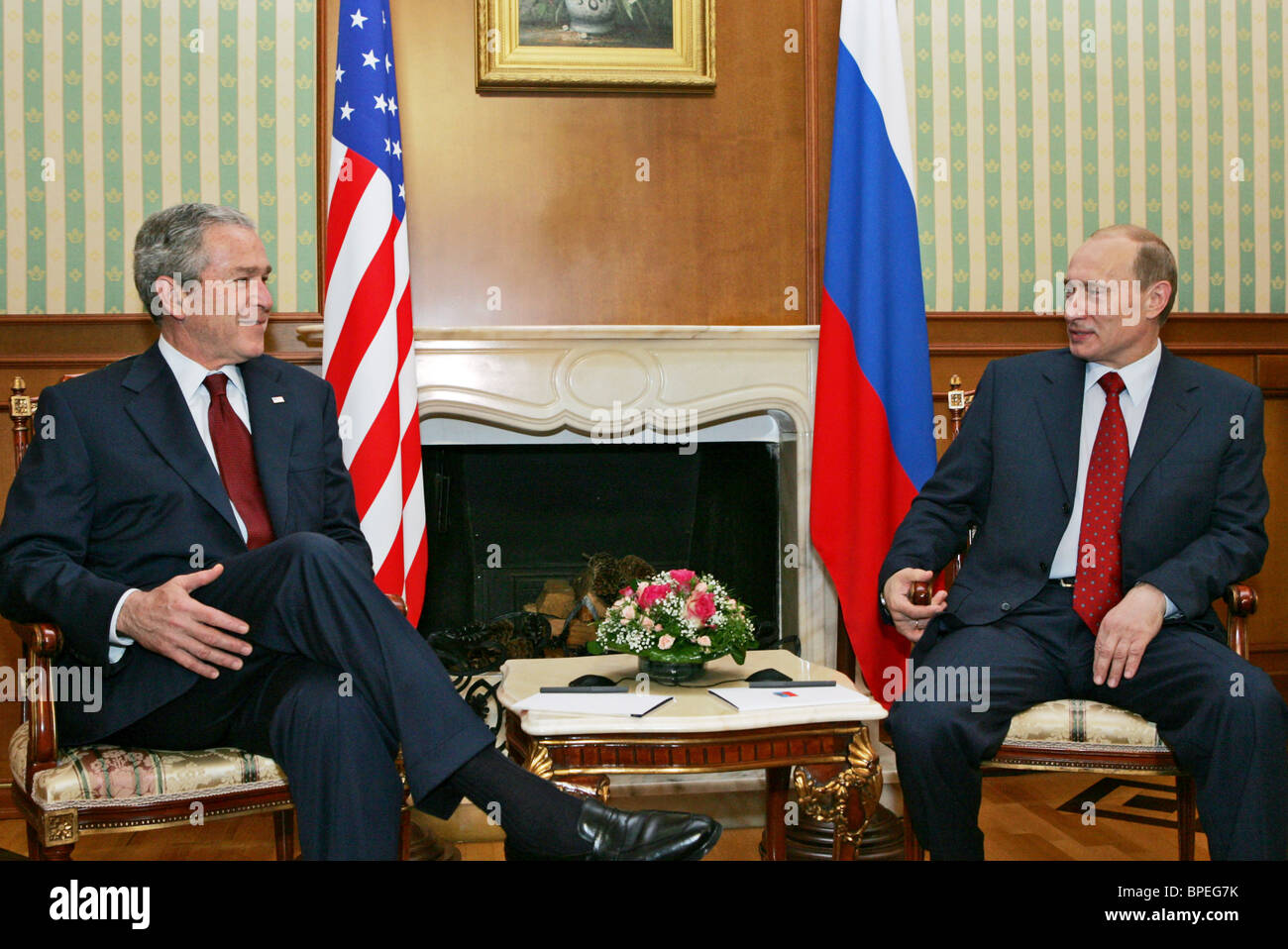 Putin Bush High Resolution Stock Photography and Images - Alamy