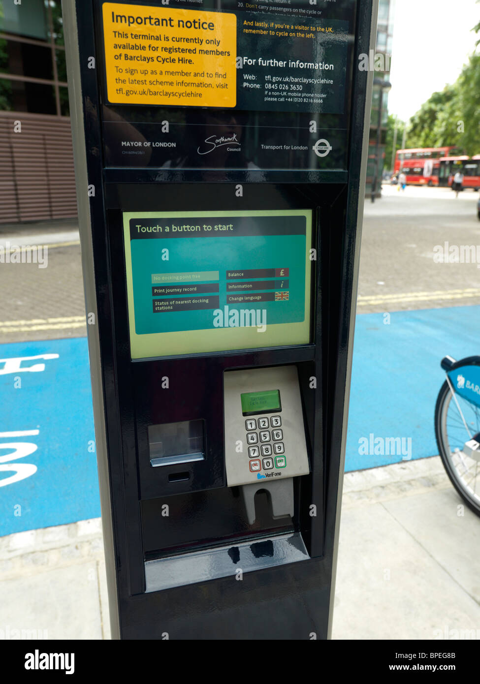 London England Barclays CS7 Bikes Terminal on the London Bike Super ...