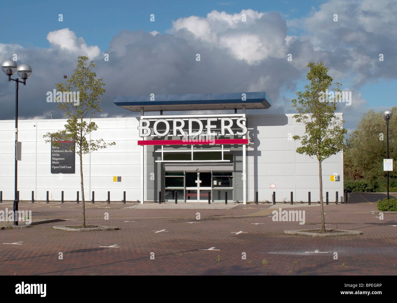 Borders book shop hi-res stock photography and images - Alamy
