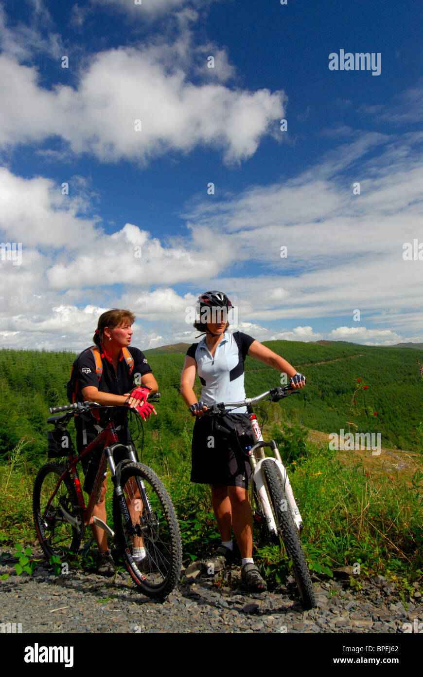 Uk bikers hi-res stock photography and images - Alamy