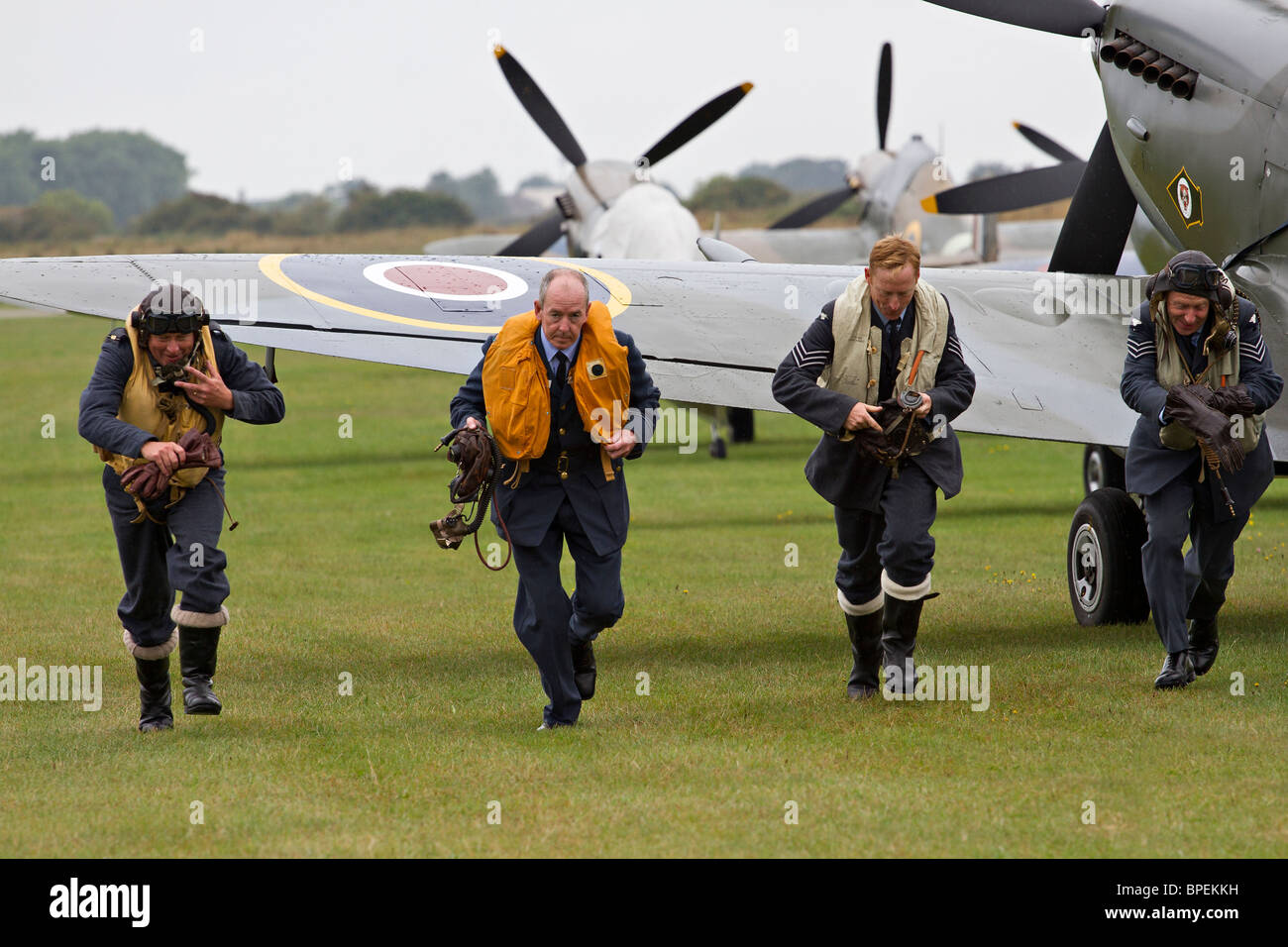 Members of RAF 212 Squadron Living History Group re-enacting Battle of ...