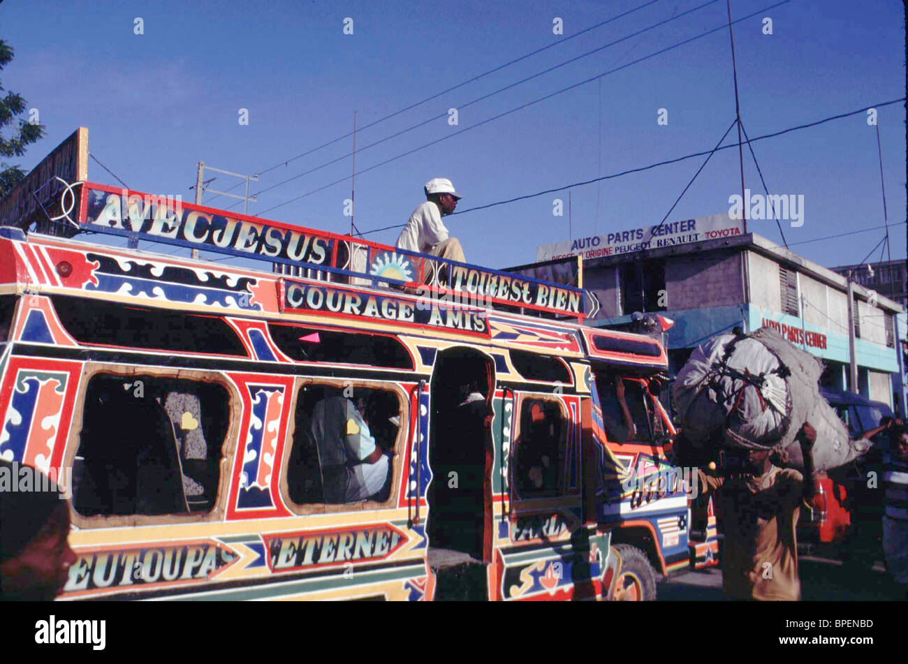 HAITI 'TAP-TAP' PUBLIC TRANSPORT. PORT AU PRINCE Stock Photo - Alamy