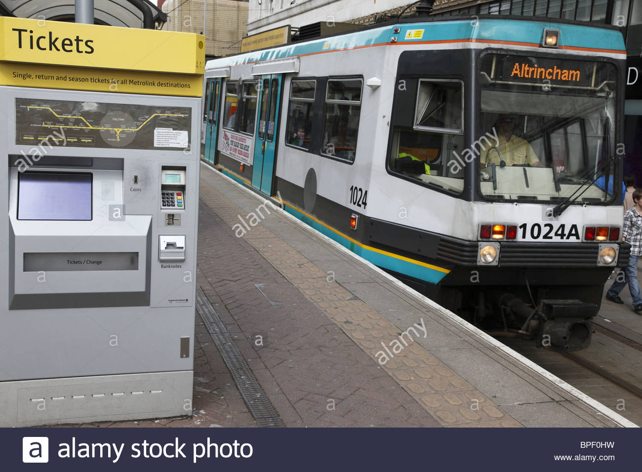 Metrolink Ticket Machine High Resolution Stock Photography and Images ...