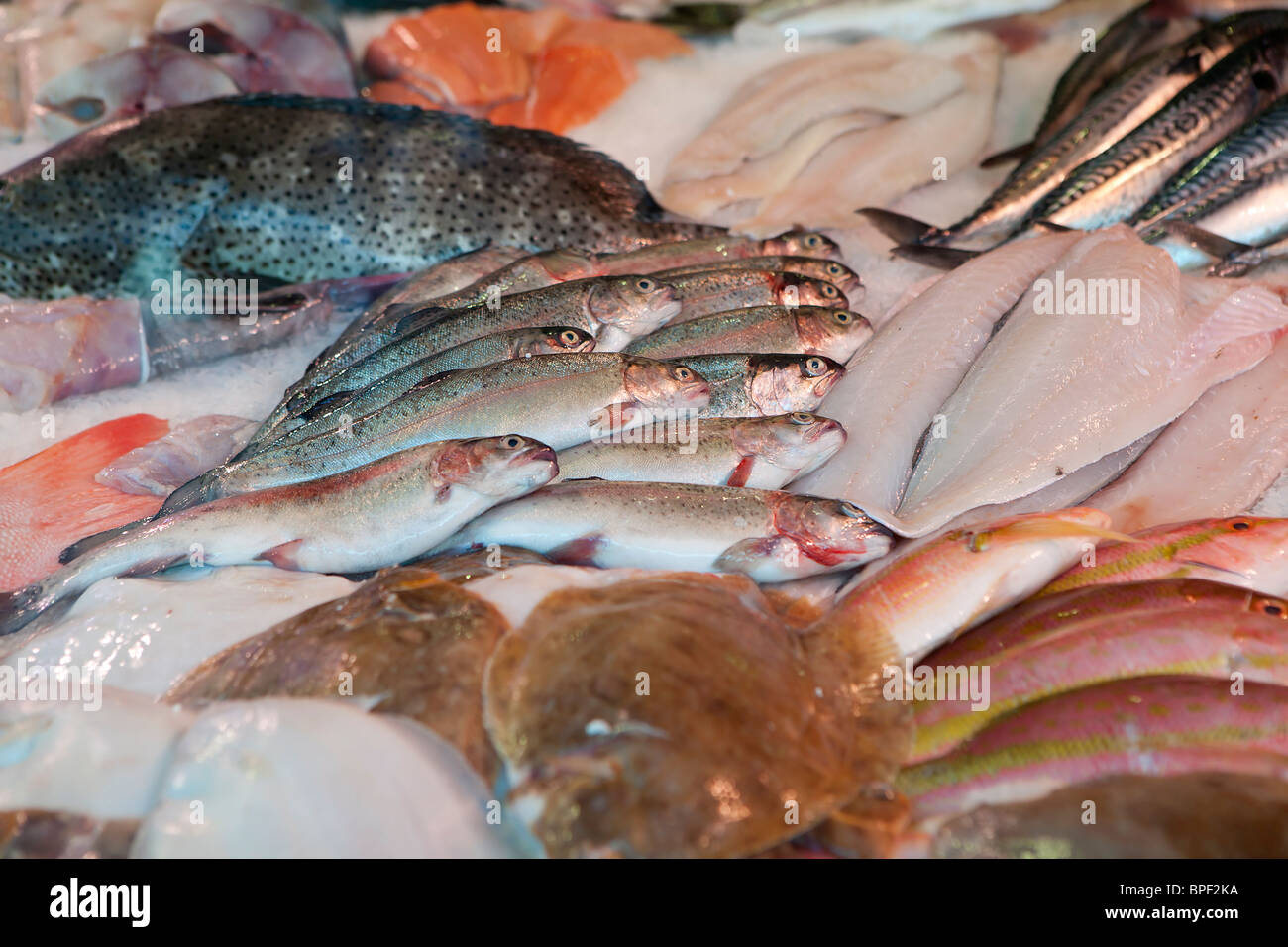 Japan supermarket meat hi-res stock photography and images - Alamy