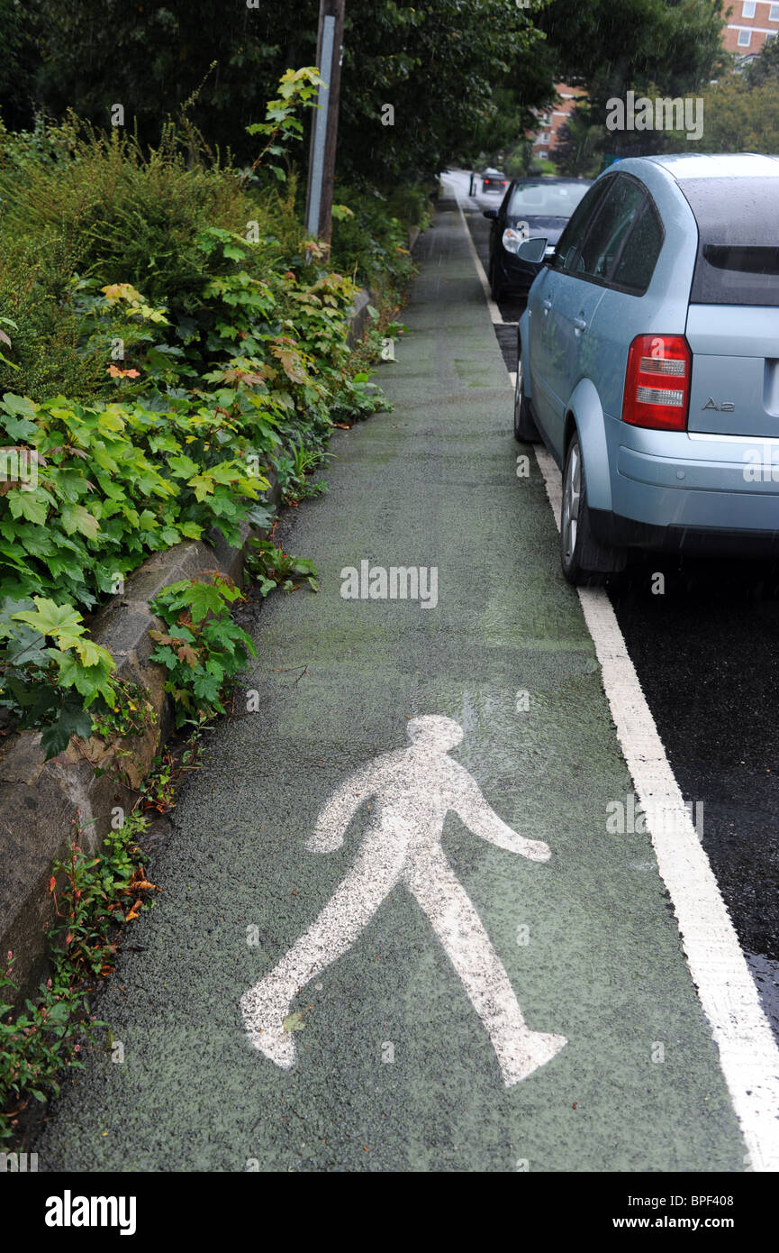Pedestrian road markings hi-res stock photography and images - Alamy
