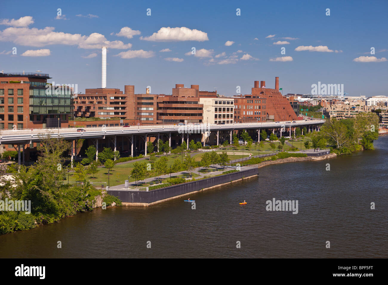 WASHINGTON, DC, USA - Georgetown Waterfront Park, and elevated ...