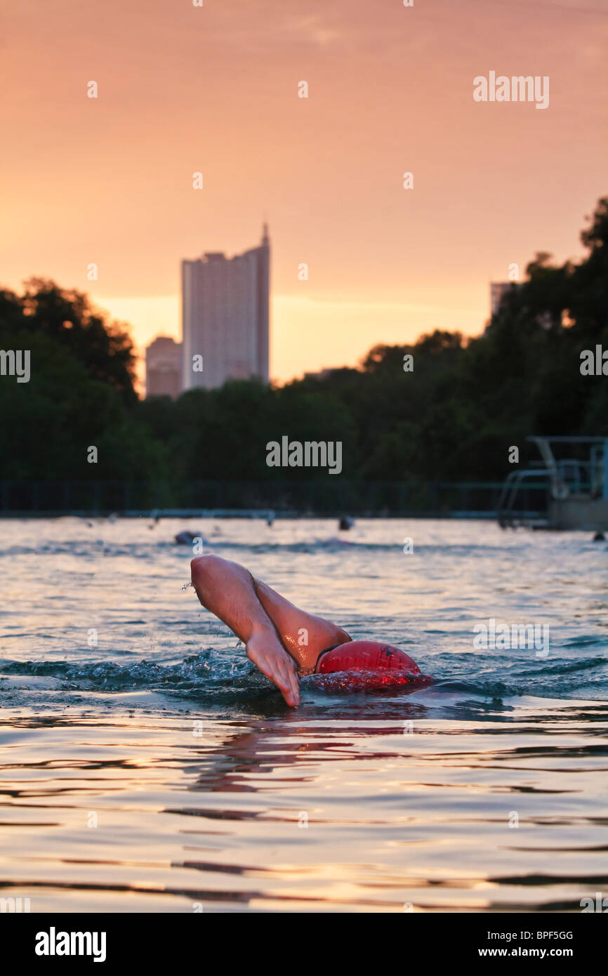 Swim cap goggles hi-res stock photography and images - Alamy