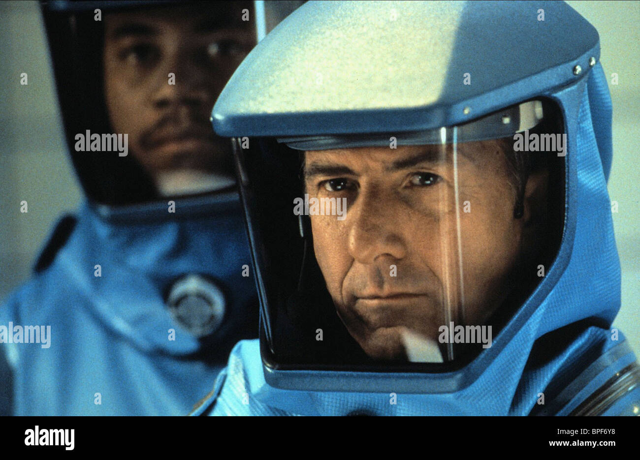 Outbreak 1995 Dustin Hoffman Stock Photos & Outbreak 1995 Dustin ...