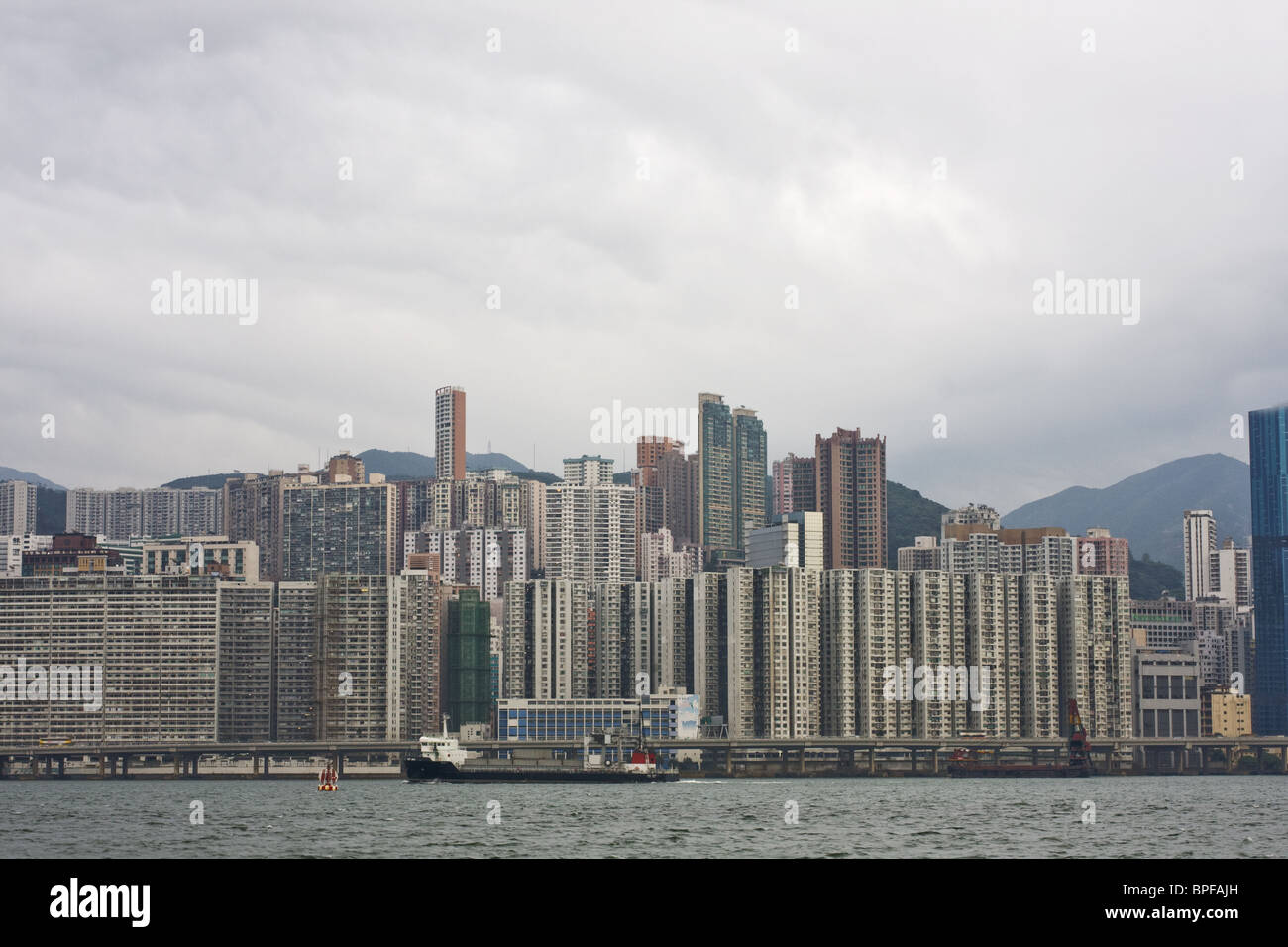 Building live in hong kong hi-res stock photography and images - Alamy