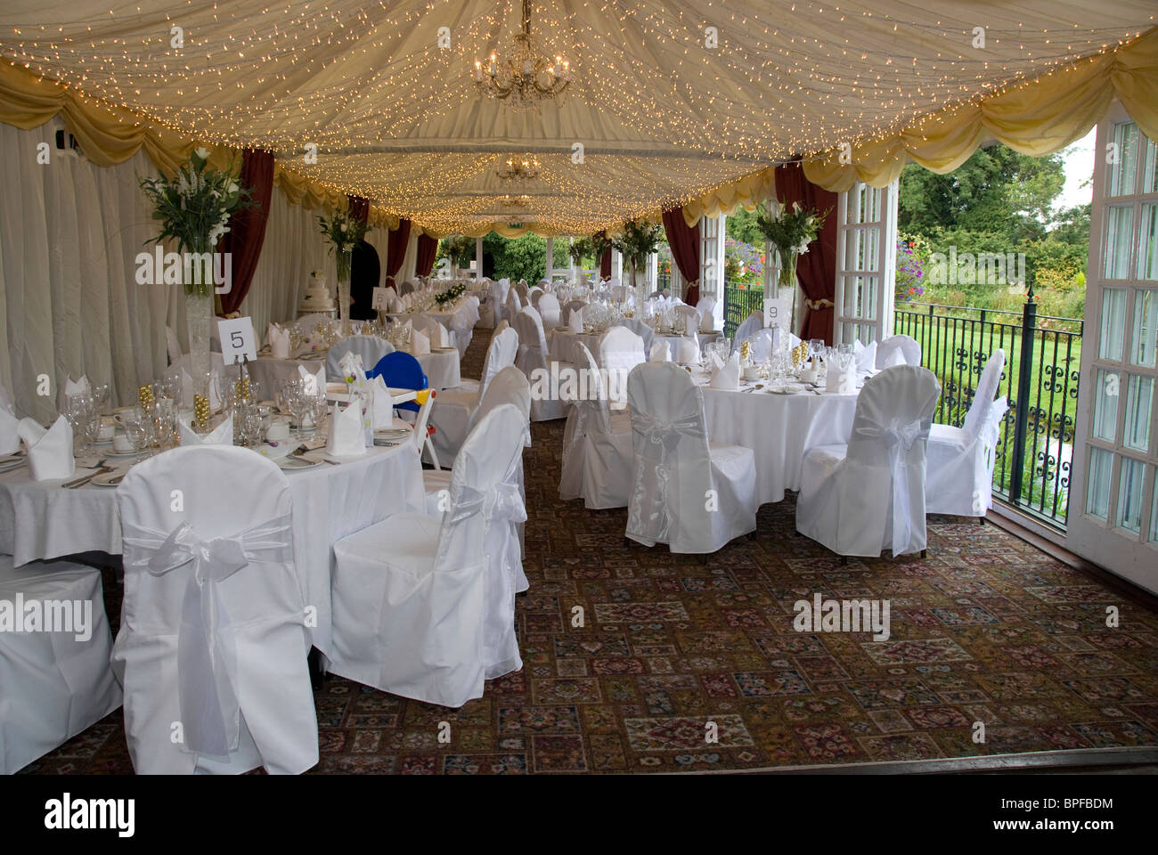 Of a pavilion hi-res stock photography and images - Alamy