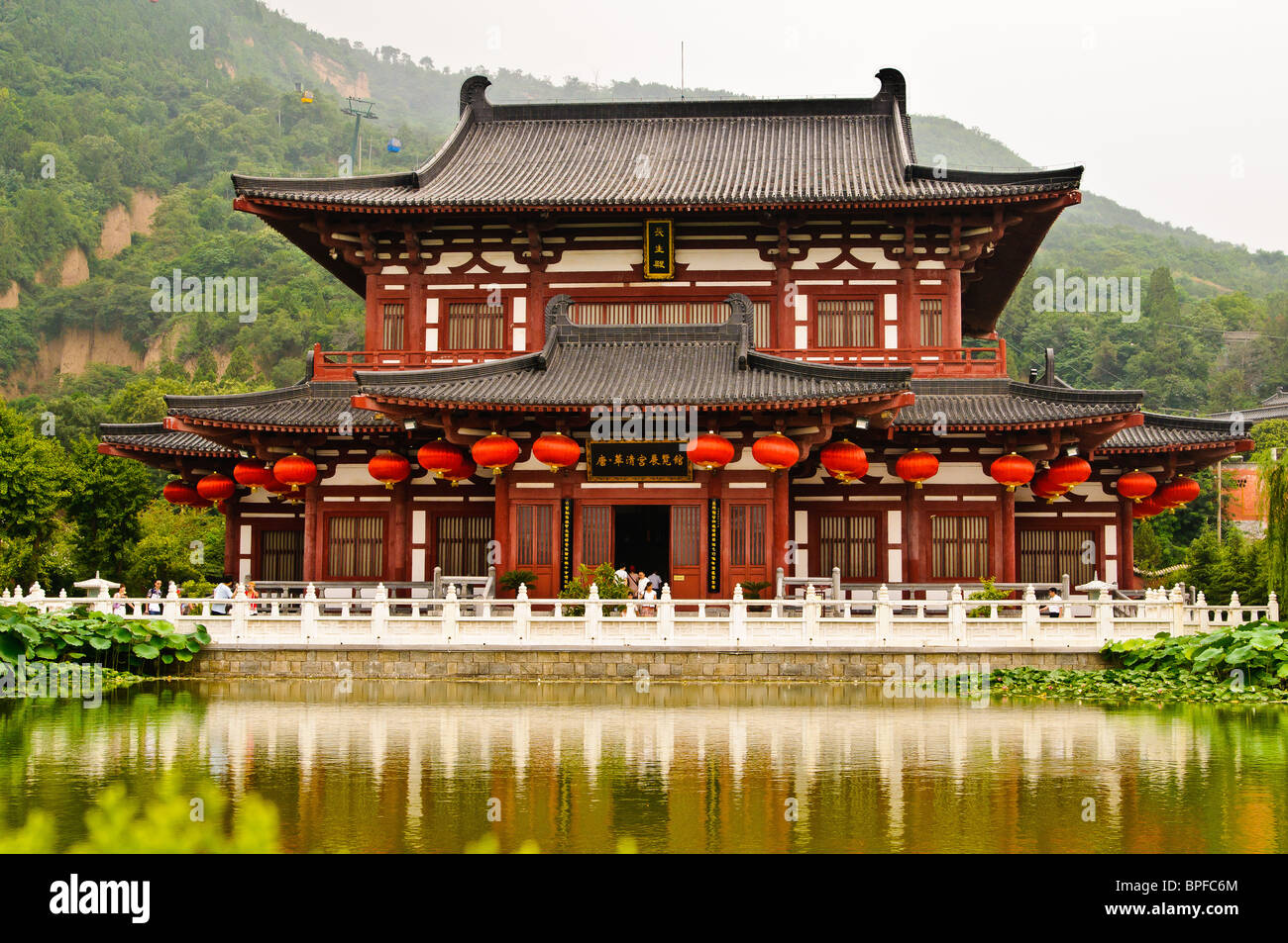 Traditional red building in Xi'an, Shaanxi province, China Stock Photo ...