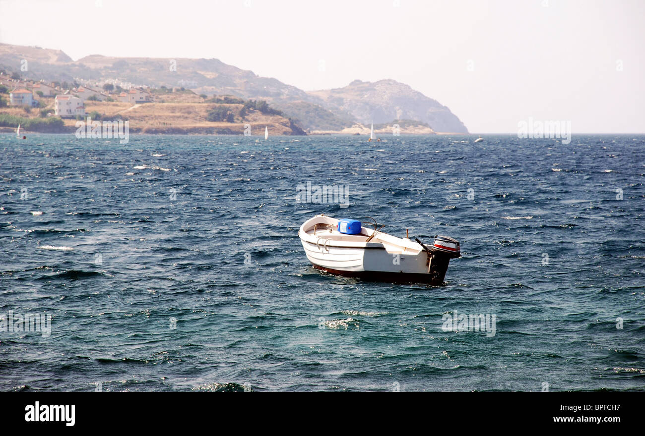 Fishing boat rough sea hi-res stock photography and images - Alamy