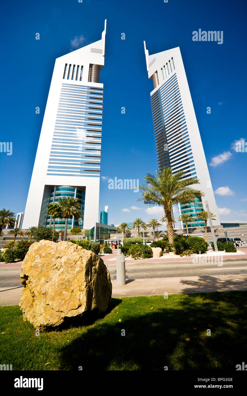 Emirates twin tower hi-res stock photography and images - Alamy