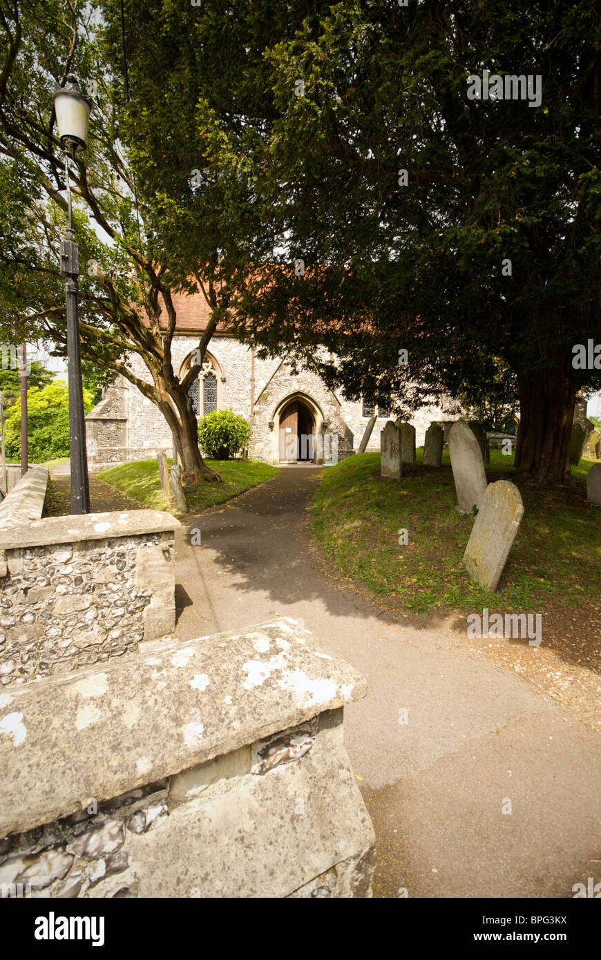 Eling church hi-res stock photography and images - Alamy