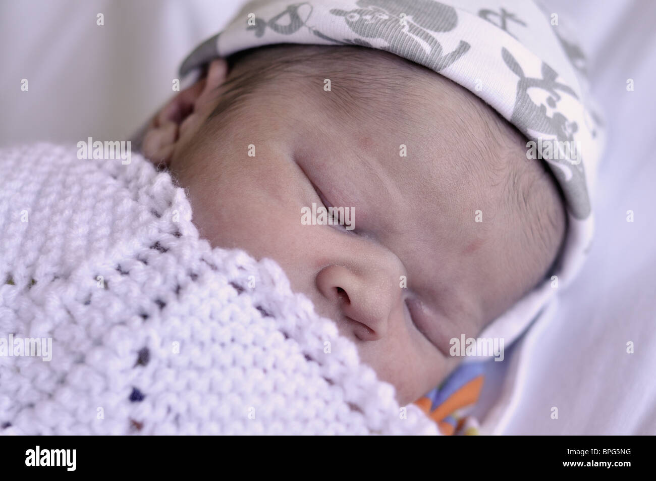 Two days old baby sleeping Stock Photo - Alamy