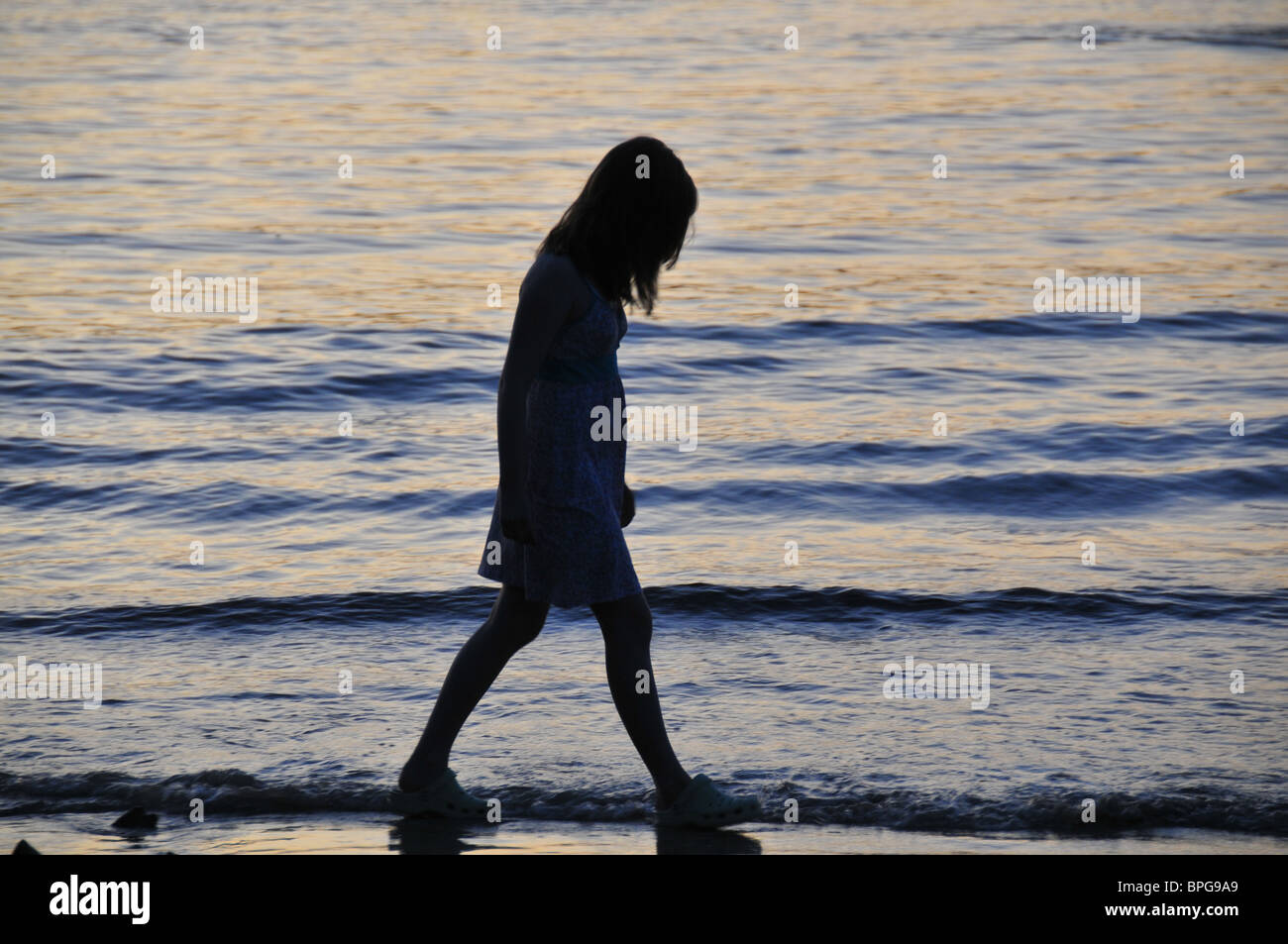Walking along seashore hi-res stock photography and images - Alamy