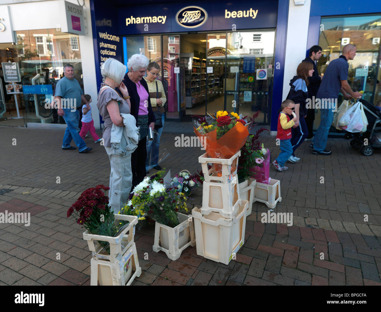 Surrey england epsom market stall hi-res stock photography and images ...