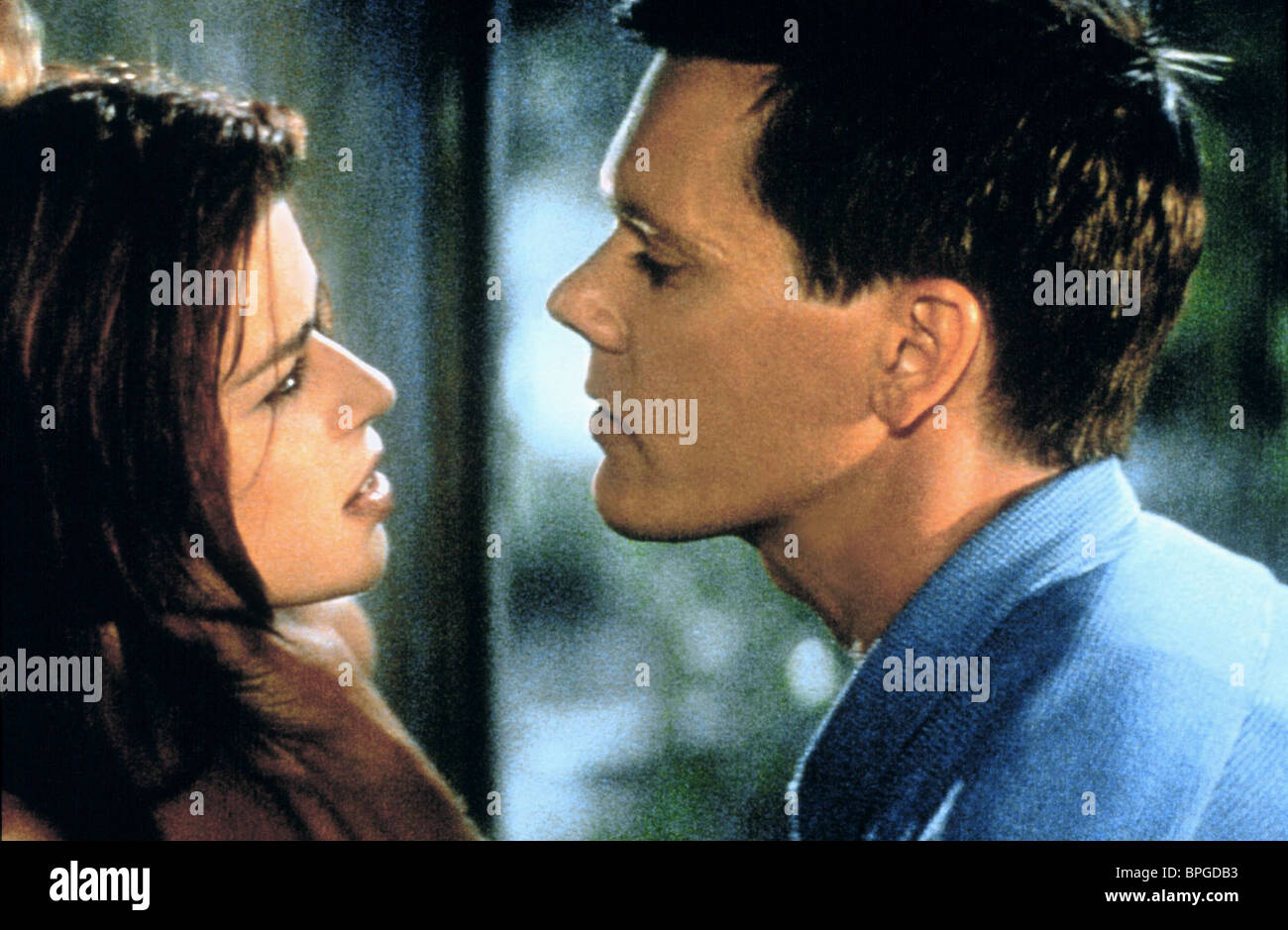 Wild Things 1998 Neve Campbell Stock Photos & Wild Things 1998 Neve ...