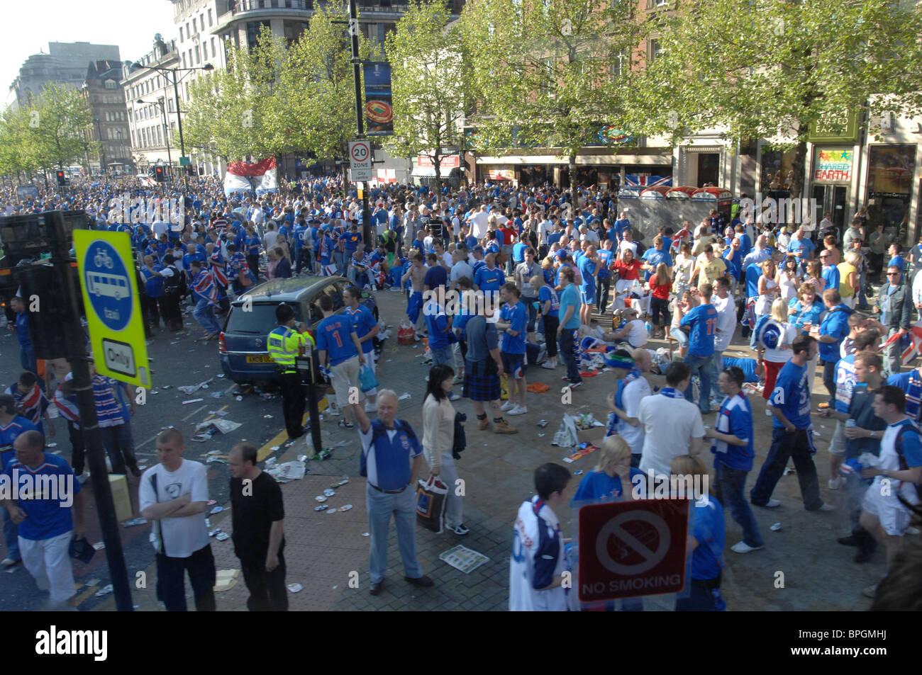 Rangers fans in manchester hi-res stock photography and images - Alamy