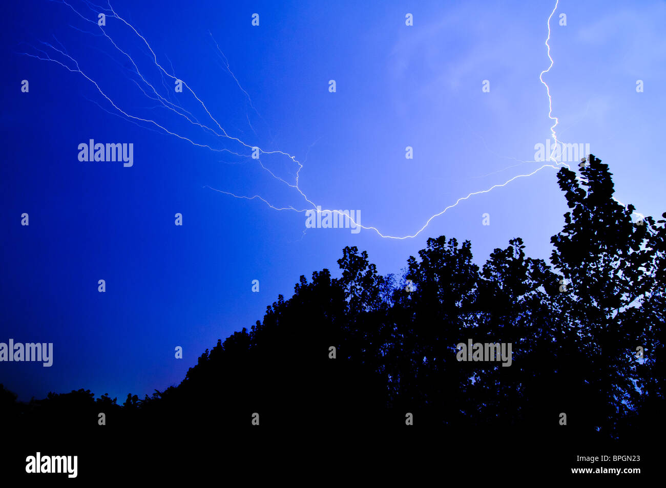 Thunder and lightning across the sky in Nanjing, China Stock Photo - Alamy