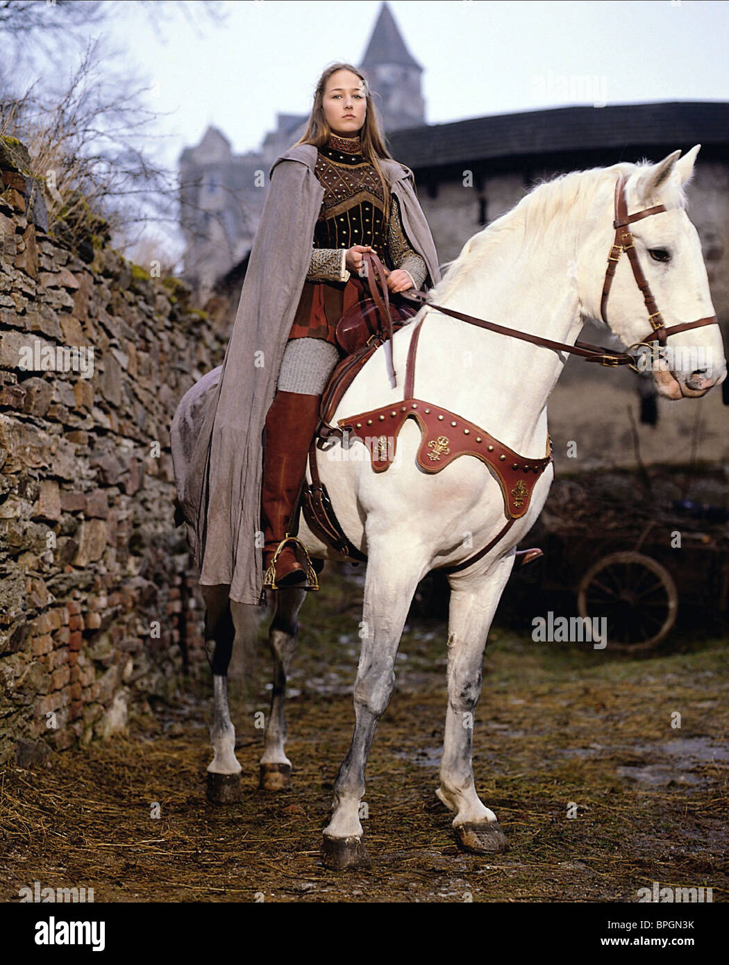 Leelee Sobieski Joan Arc 1999 High Resolution Stock Photography and Images - Alamy