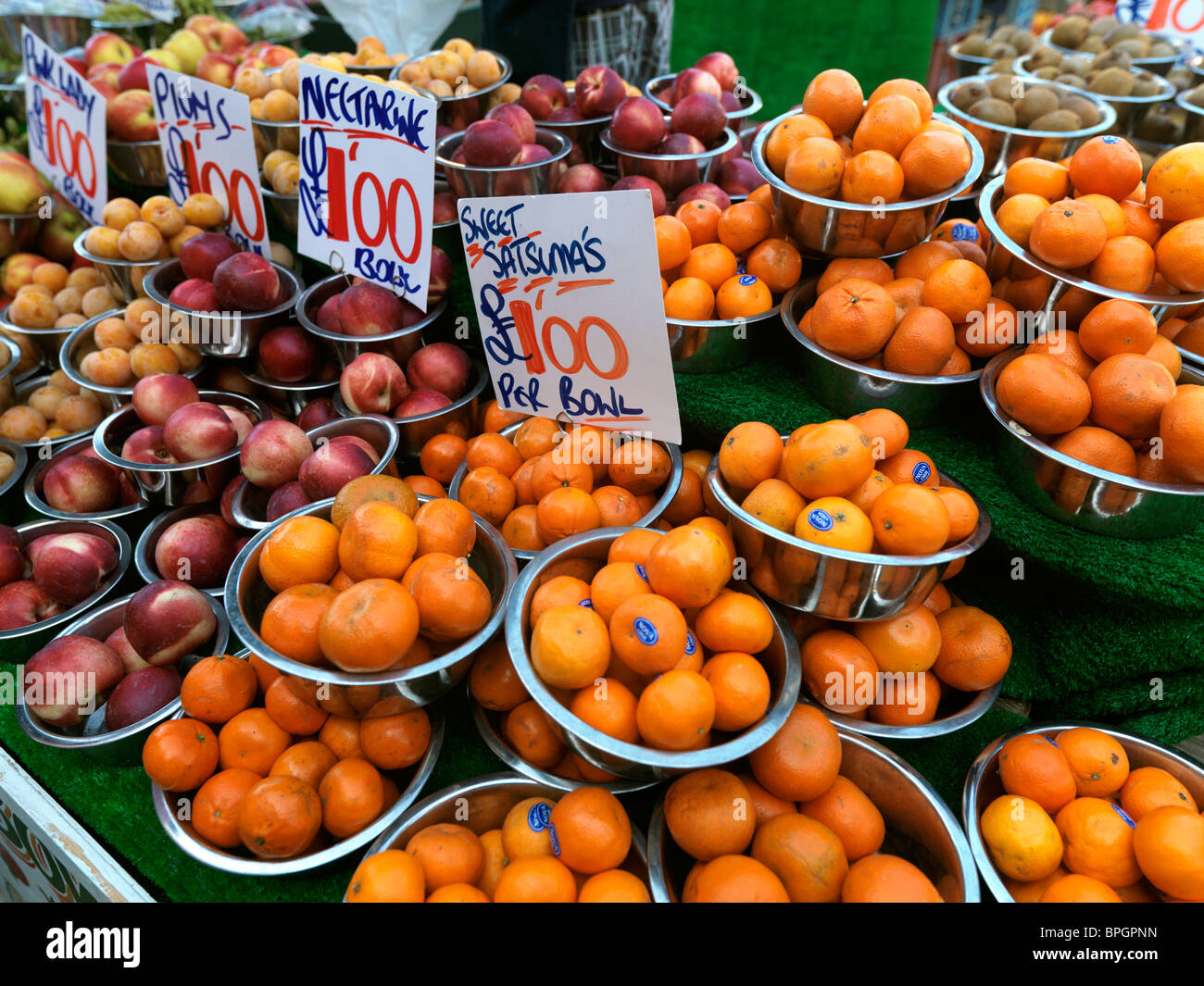 Epsom market hi-res stock photography and images - Alamy