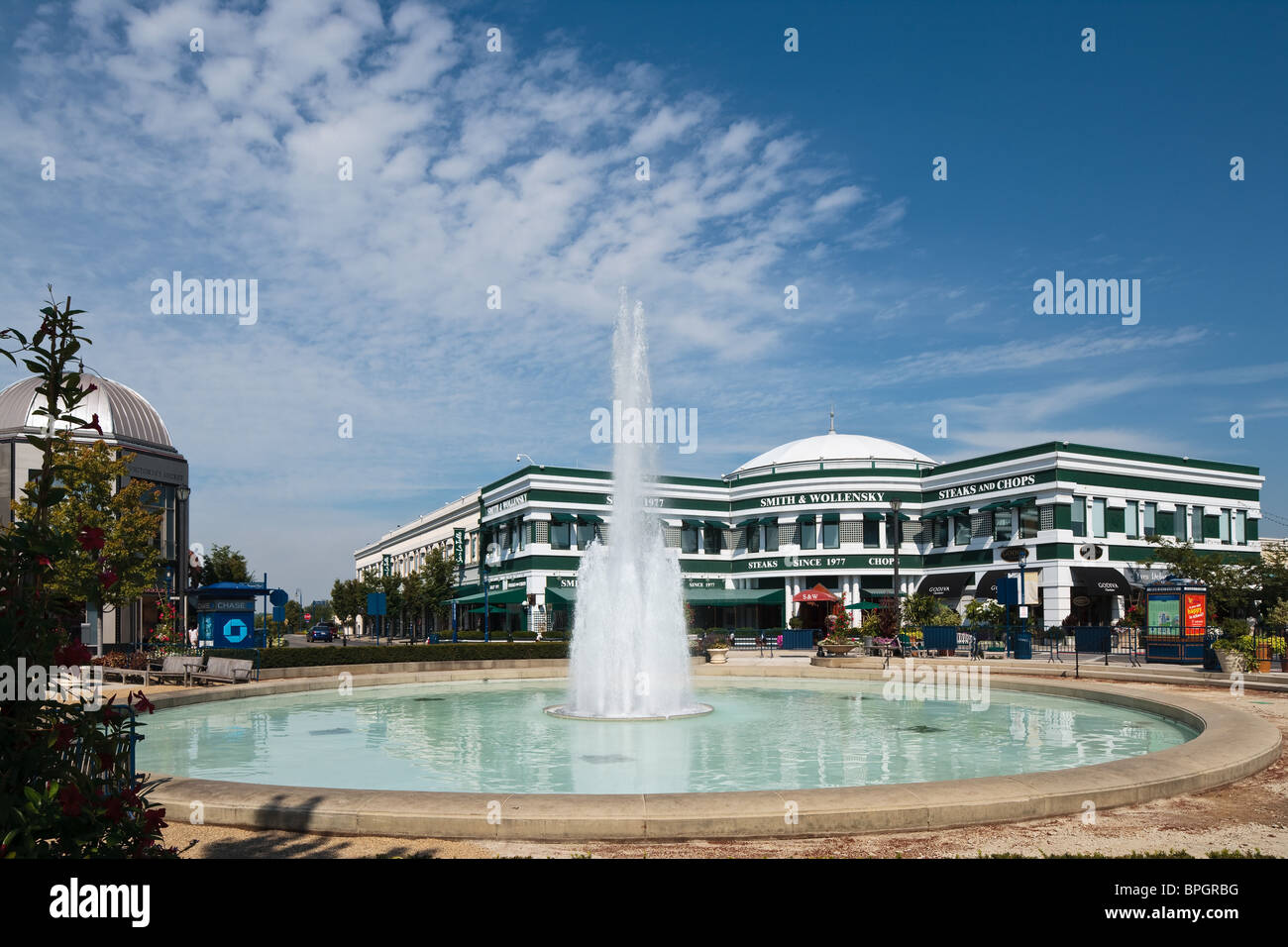 Easton Town Center in Columbus Ohio Stock Photo - Alamy