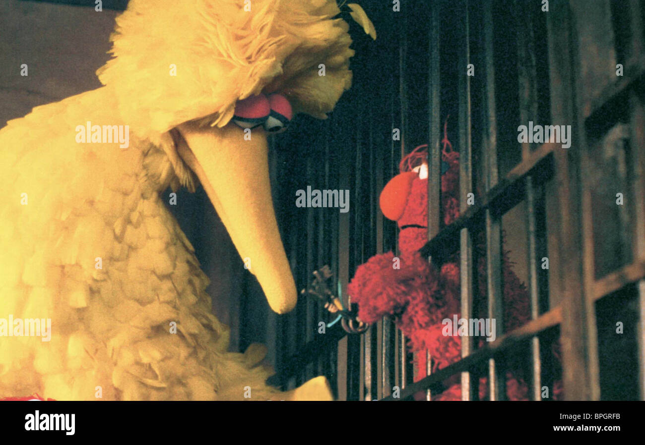 BIG BIRD & ELMO THE ADVENTURES OF ELMO IN GROUCHLAND (1999 Stock Photo ...