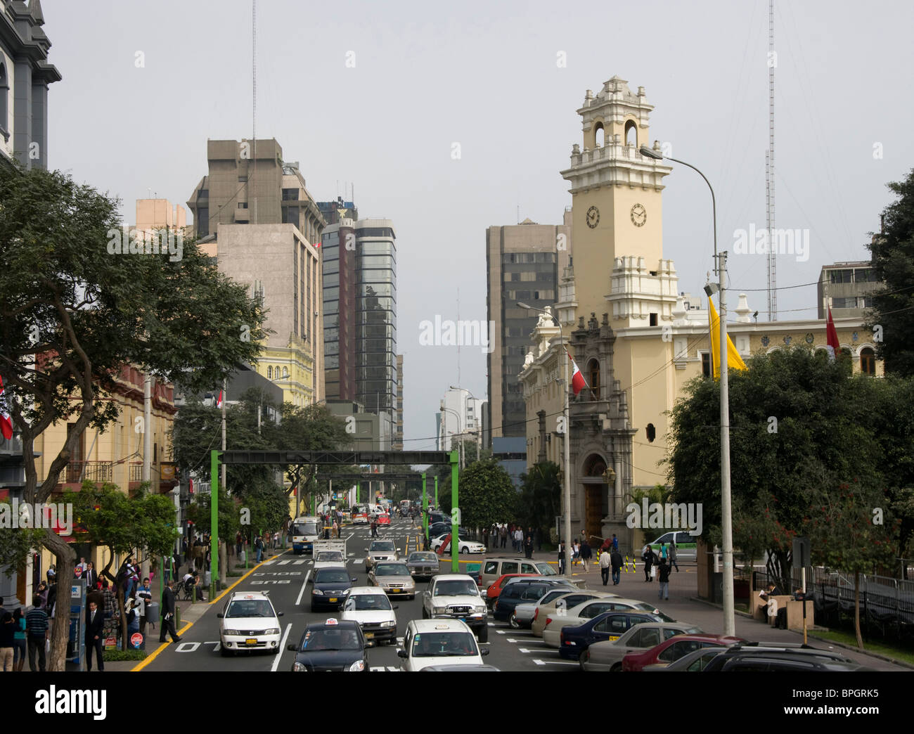 Peru. Lima. Larco avenue. Miraflores district Stock Photo - Alamy