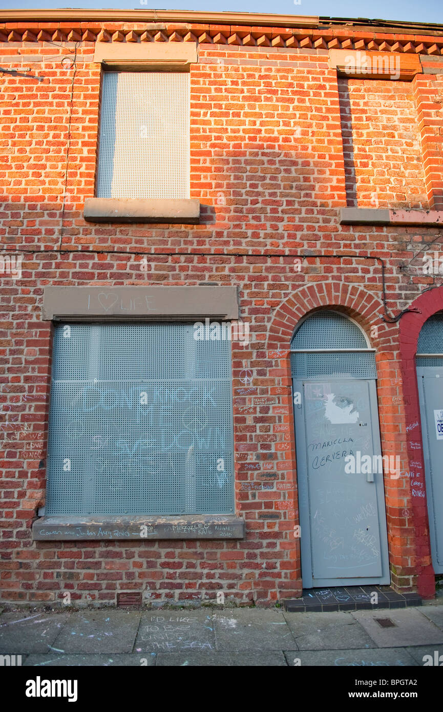 Number 9 madryn street High Resolution Stock Photography and Images - Alamy